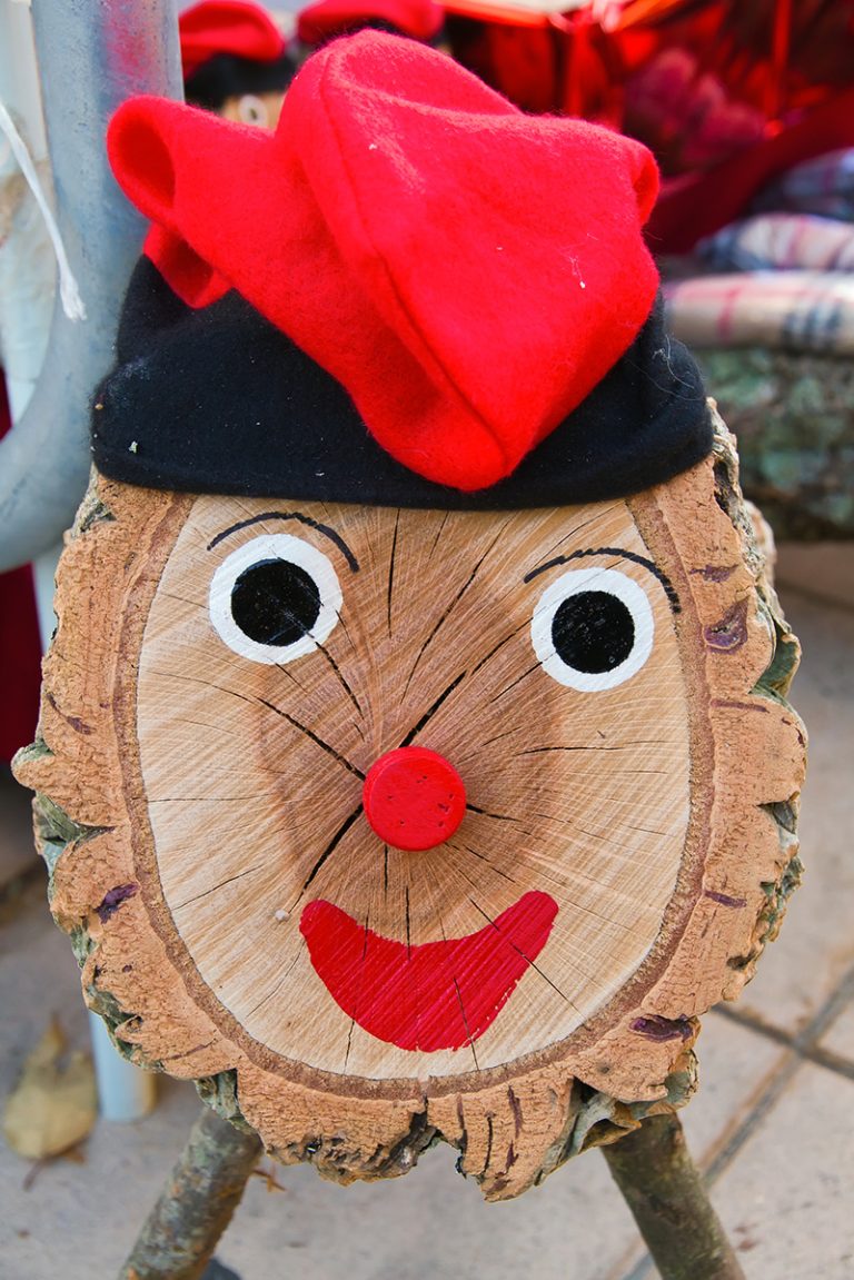 Caga Tió: A unique Catalan Christmas tradition - Europe in Winter